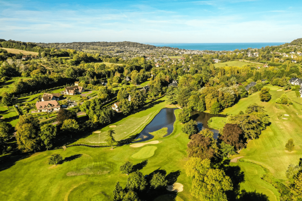 Saur sells Bluegreen to Groupe Duval | Saur